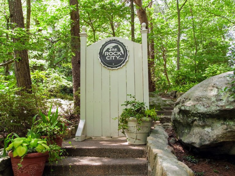 See Rock City On The Top Of Lookout Mountain - Erin Clay